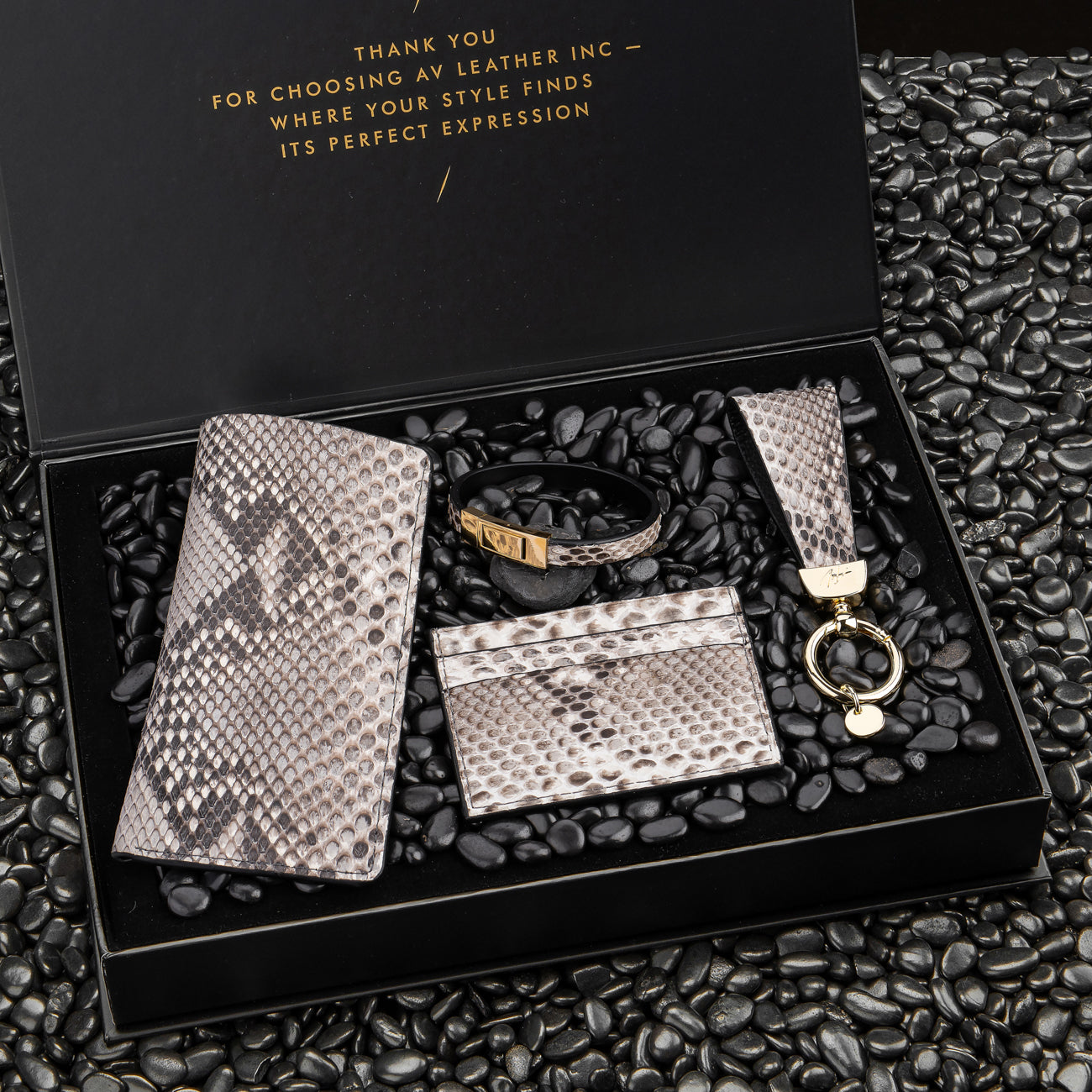 Python Gift Set buy with delivery - A&V